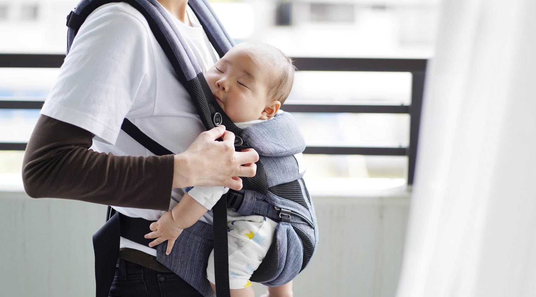 A Complete Guide to Safe Babywearing – Baby Company